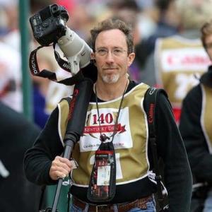 About face in Louisville: Five “Good Samaritans” lock arms to protect ...